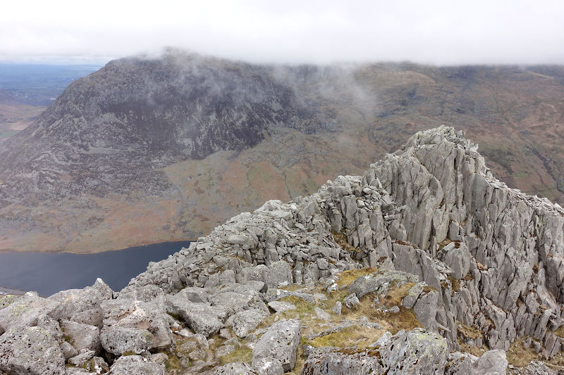 Tryfan (Heather Terrace path) and Glyders Walk - Wild Blighty